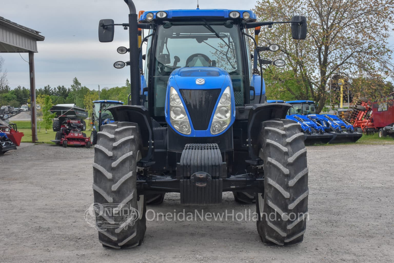 2014 New Holland T7.235 Autocommand Tractor - Oneida New Holland