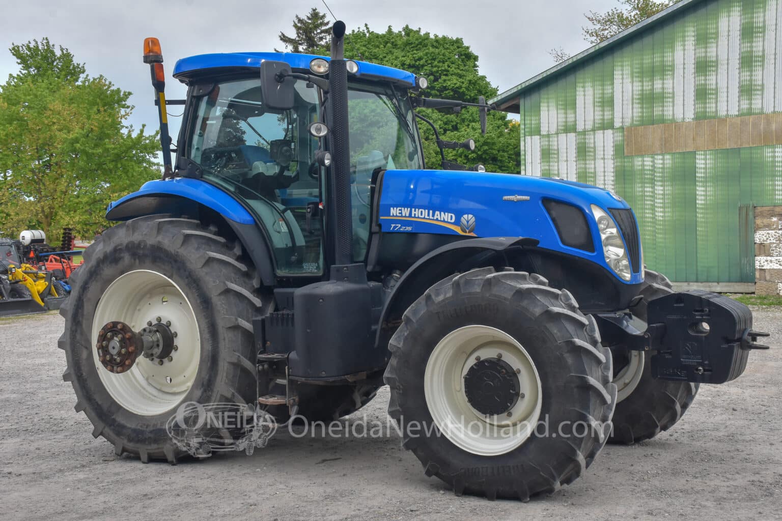 2014 New Holland T7.235 Autocommand Tractor - Oneida New Holland